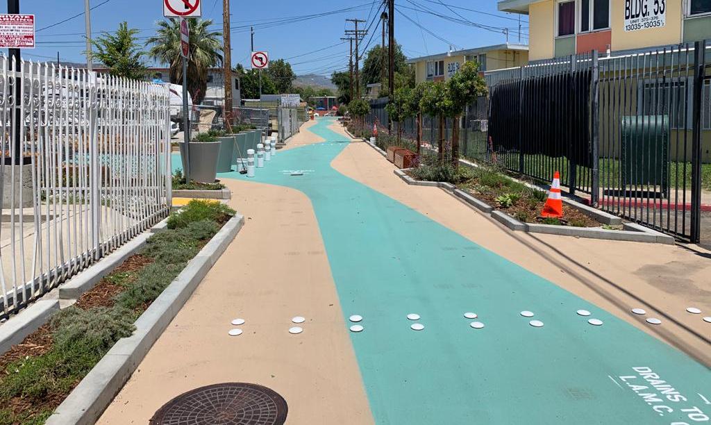 RISING VOICES: Pacoima Beautiful, water and heat in the San Fernando ...